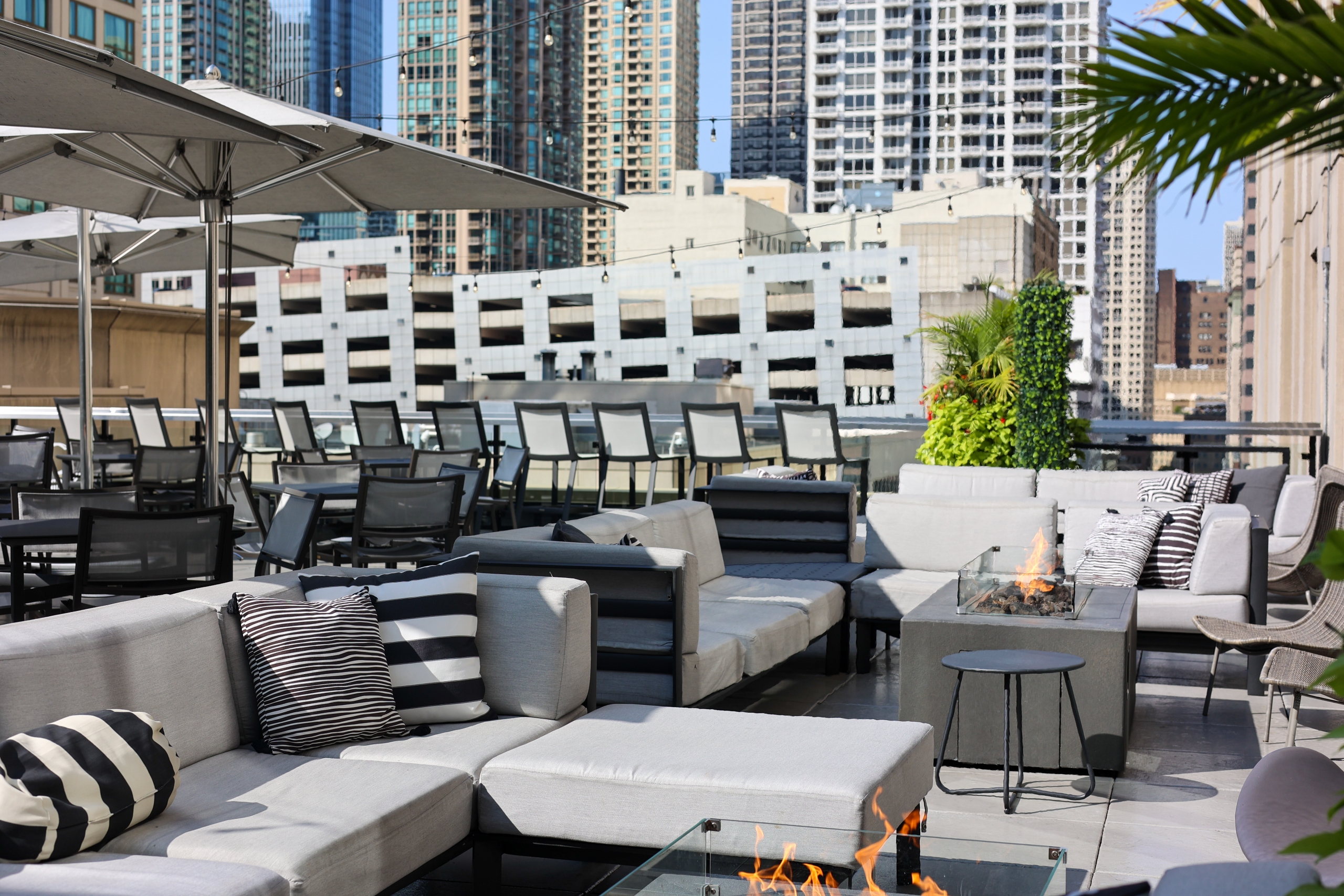 Upstairs at The Gwen | Rooftop Bar & Dining in Chicago